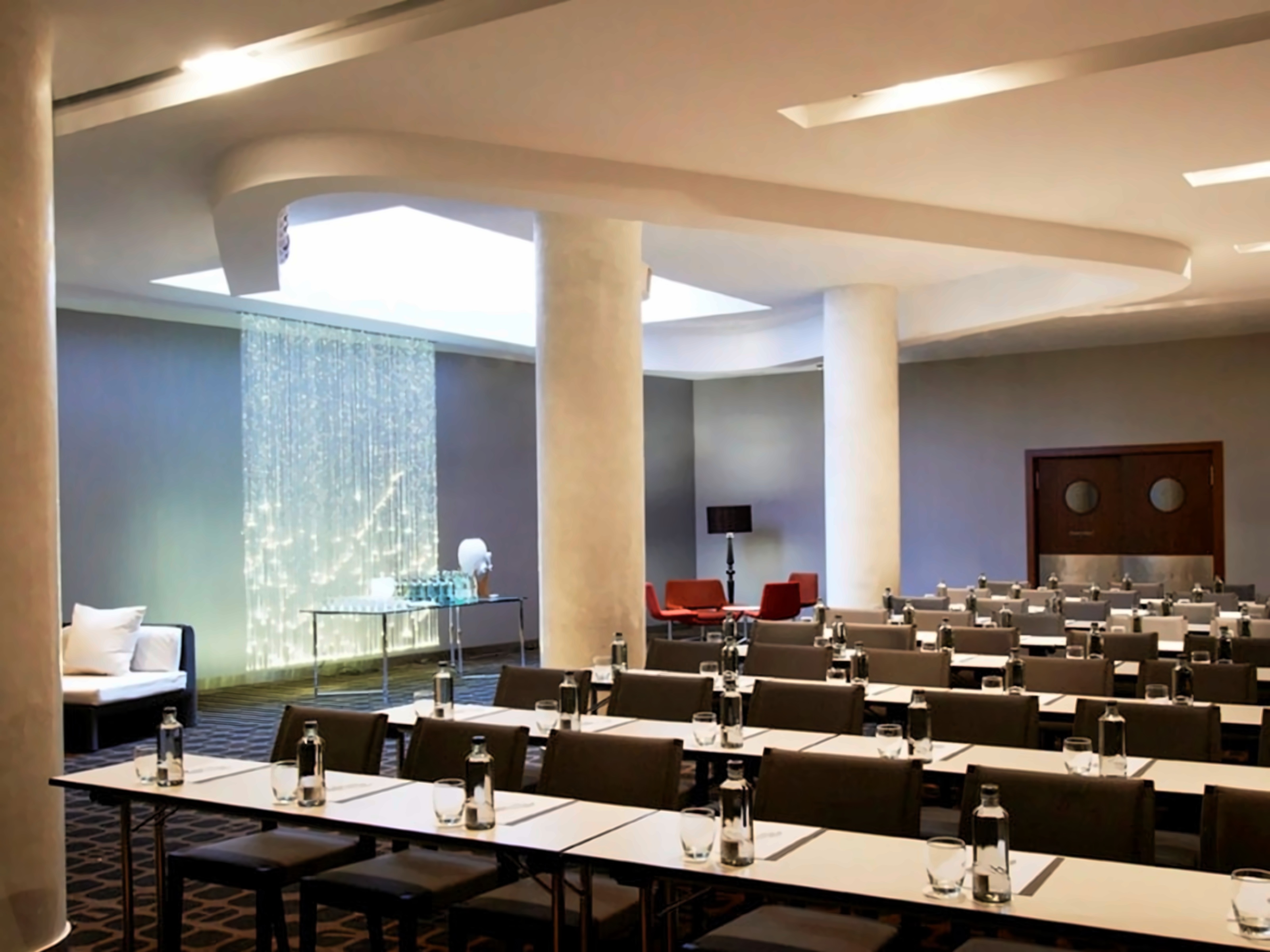 Le Meridien Barcelona Barcelona Spain photo, price for the vacation ...
