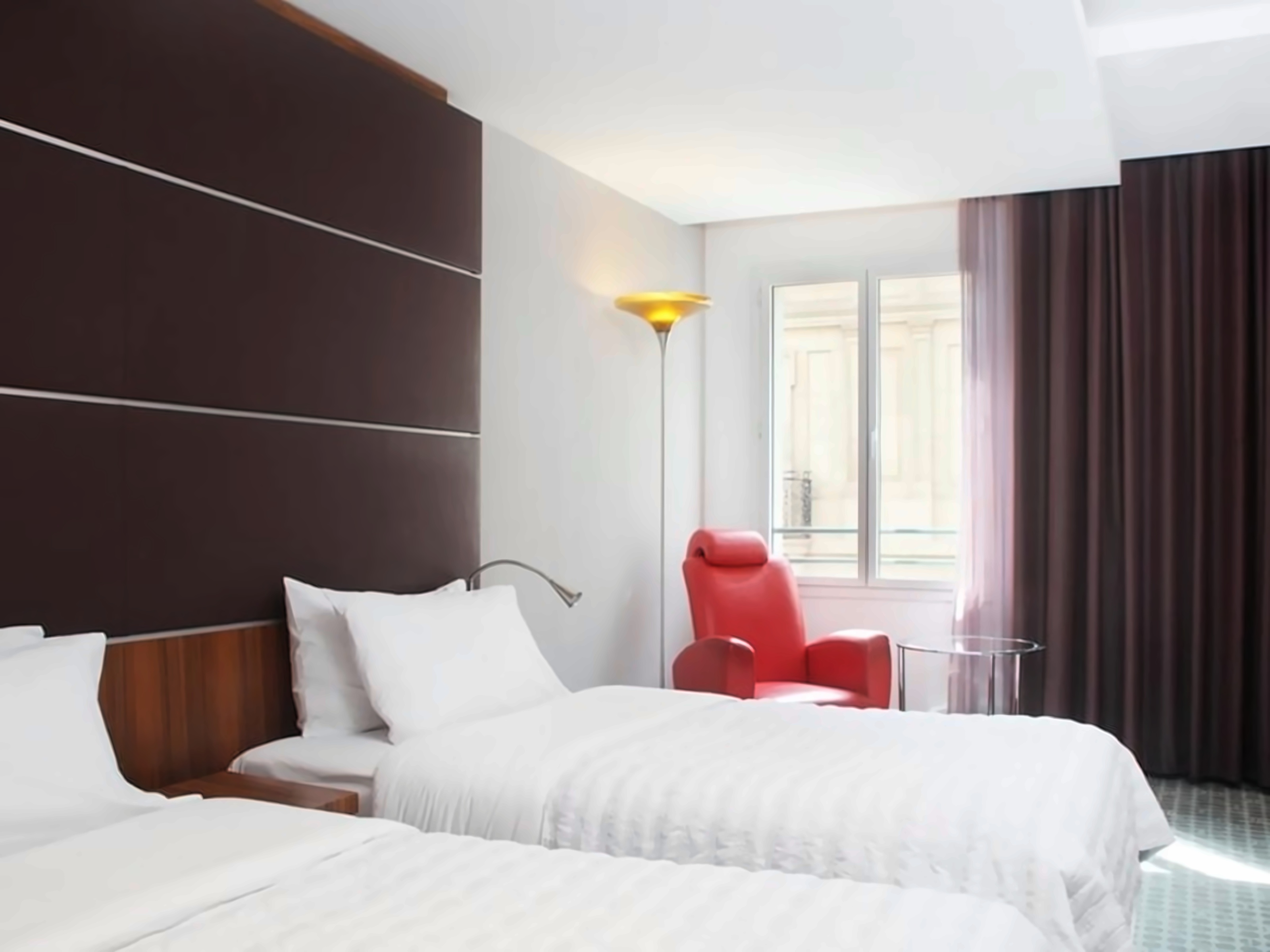 Le Meridien Barcelona Barcelona Spain photo, price for the vacation ...
