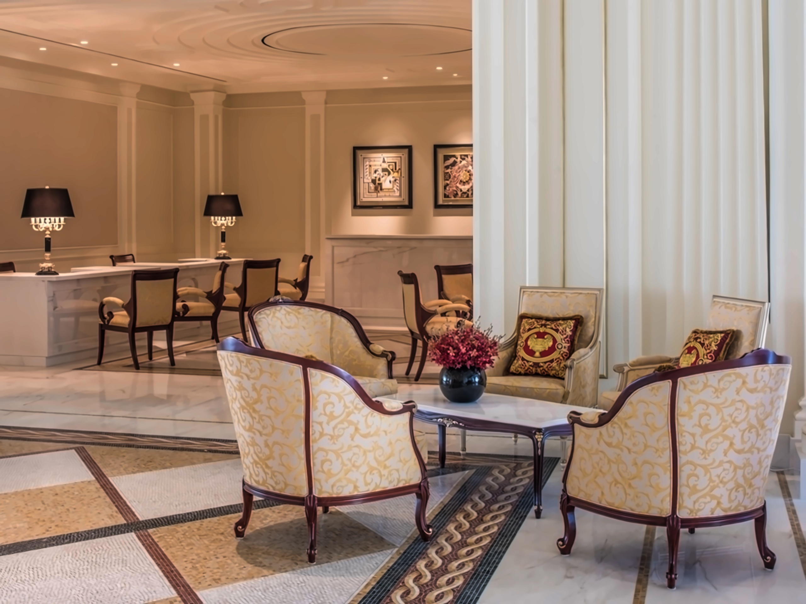 Palazzo Versace Dubai Dubai - Deira UAE photo, price for the vacation ...