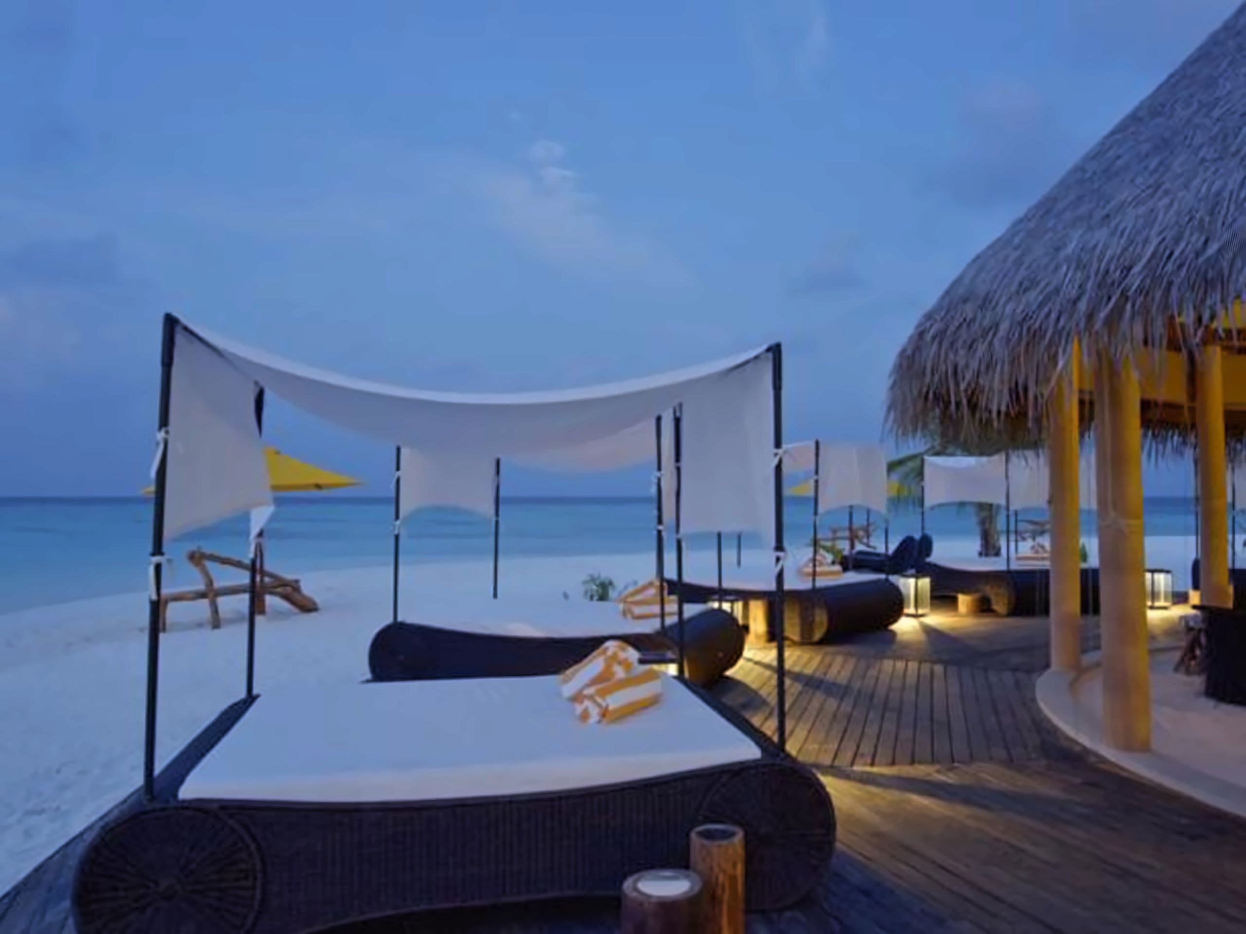 Drift Thelu Vrliga Retreat Maldives Ari atoll & Rasdhoo atoll Maldives ...