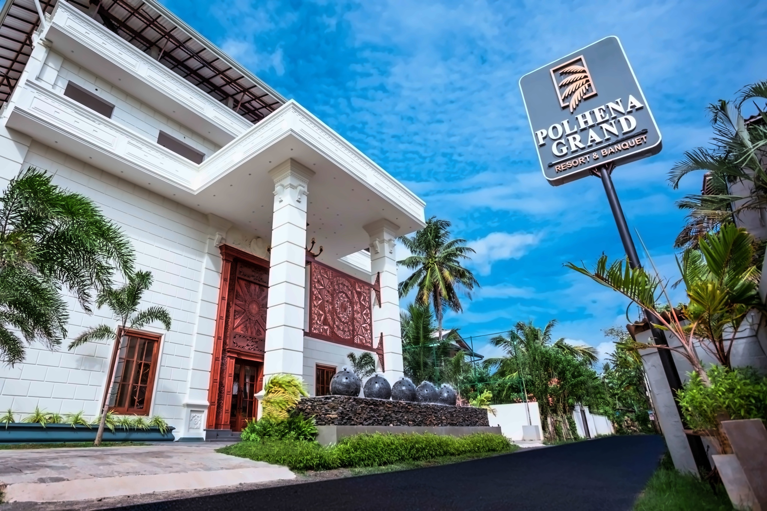 Polhena Grand Resort Coasta de Sud. - Mirissa Sri Lanka poză, preț ...