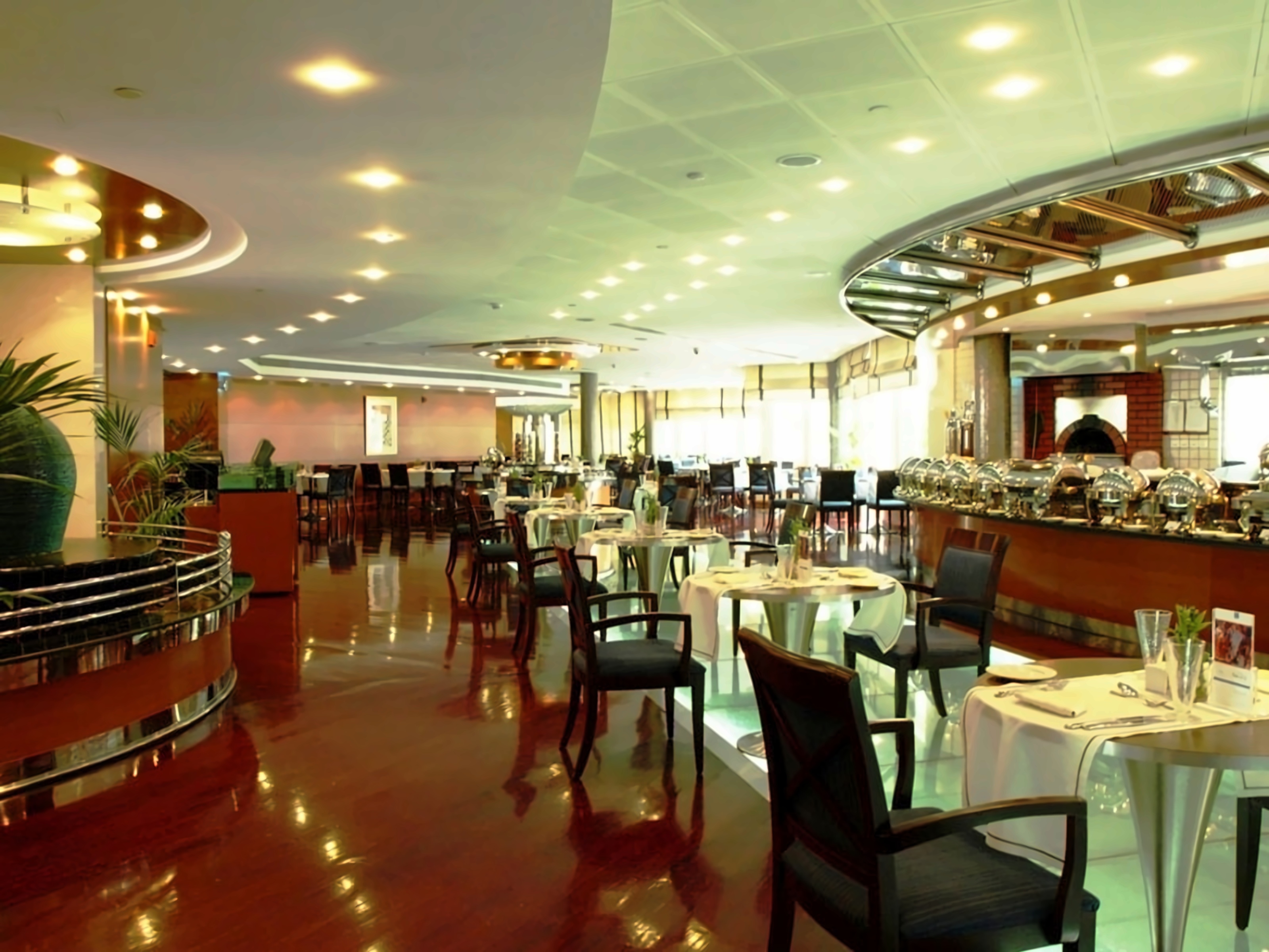 Al Murooj Rotana Hotel Dubai - Sheikh Zayed Road UAE photo, price for ...